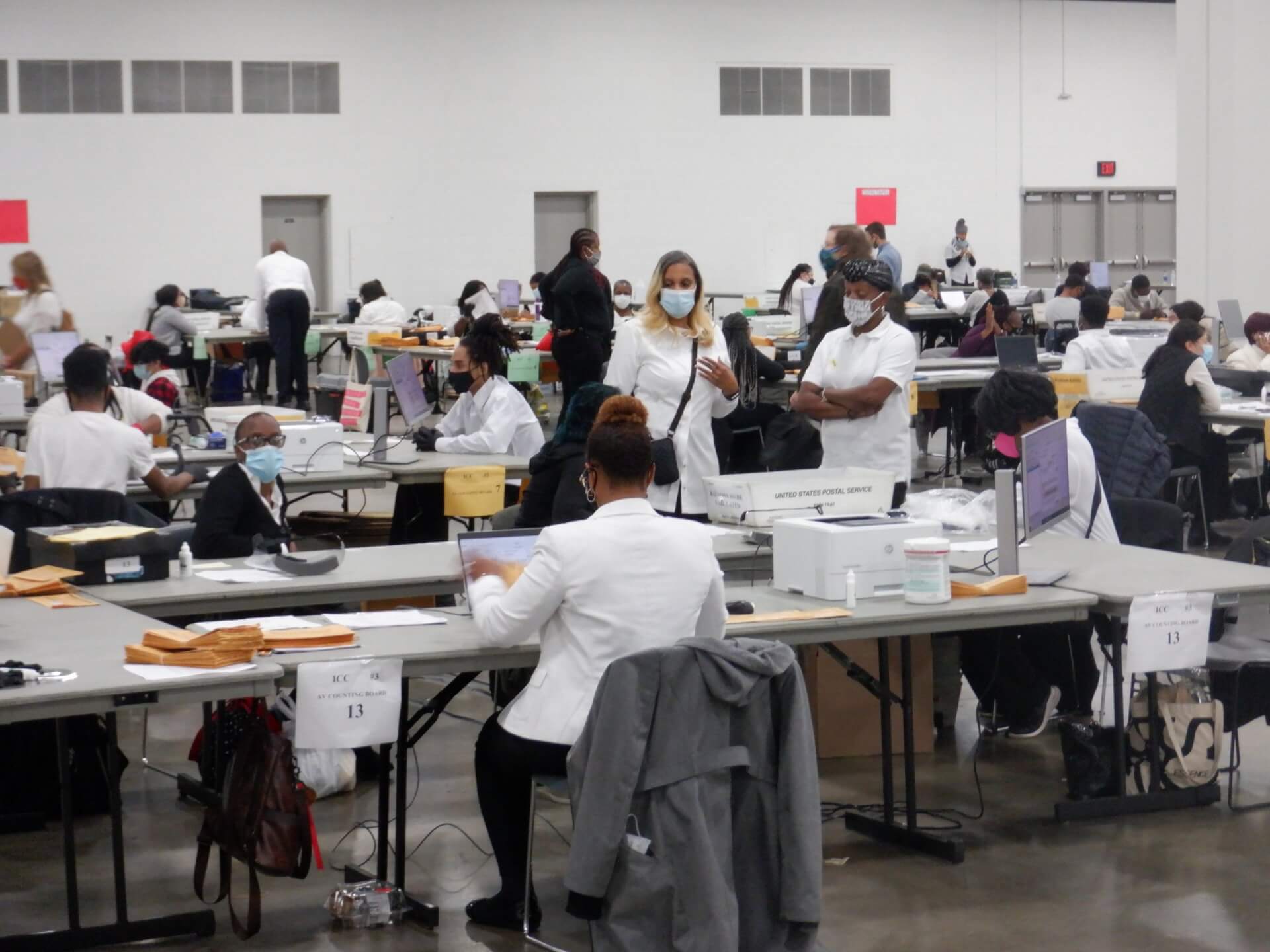 A conspiracy-fueled push to count ballots by hand gains traction ...