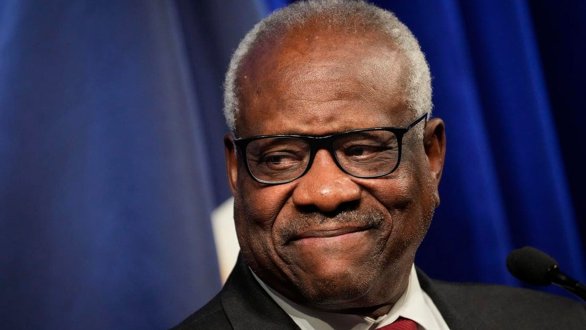 Trump’s Lawyers Reportedly Wanted Clarence Thomas To Help Overturn 2020 ...